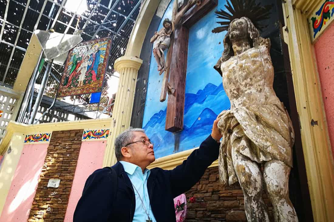 Cathedral in the Philippines destroyed, but bishop keeps hope